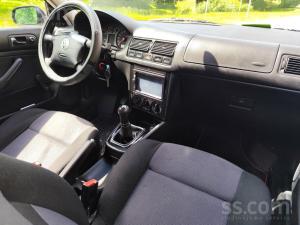 Zils Volkswagen Golf 1999 Rēzekne, ar dzinēja tilpumu 1.90 L un nobraukumu 392 tūkst. km par 1250 €, foto 15 vietnē AUTOMOTO.COM.LV