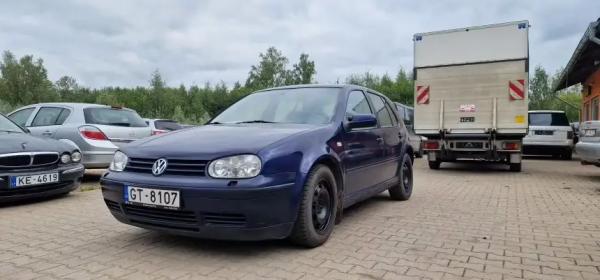Zils Volkswagen Golf 1999 Valmiera, ar dzinēja tilpumu 2.00 L un nobraukumu 289 tūkst. km par 900 €, foto 7 vietnē AUTOMOTO.COM.LV