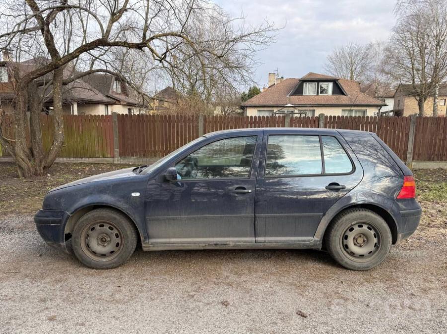 Zils Volkswagen Golf 1999 Rīga, ar dzinēja tilpumu 1.90 L un nobraukumu 326 tūkst. km par 550 €, foto 3 vietnē AUTOMOTO.COM.LV