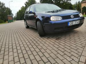 Zils Volkswagen Golf 1999 Tukums, ar dzinēja tilpumu 1.90 L un nobraukumu 352 tūkst. km par 1600 €, foto 3 vietnē AUTOMOTO.COM.LV