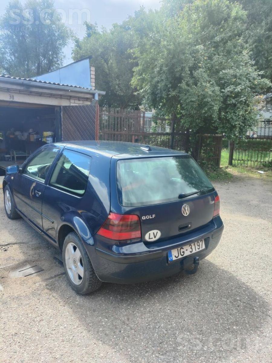 Zils Volkswagen Golf 1999 Jelgava, ar dzinēja tilpumu 1.90 L un nobraukumu 257 tūkst. km par 2000 €, foto 8 vietnē AUTOMOTO.COM.LV