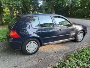 Blue Volkswagen Golf 1999 in Aluksne, with an engine capacity of 1.90 L and mileage of 324 thousand km for 1000 €, photo 3 on AUTOMOTO.COM.LV