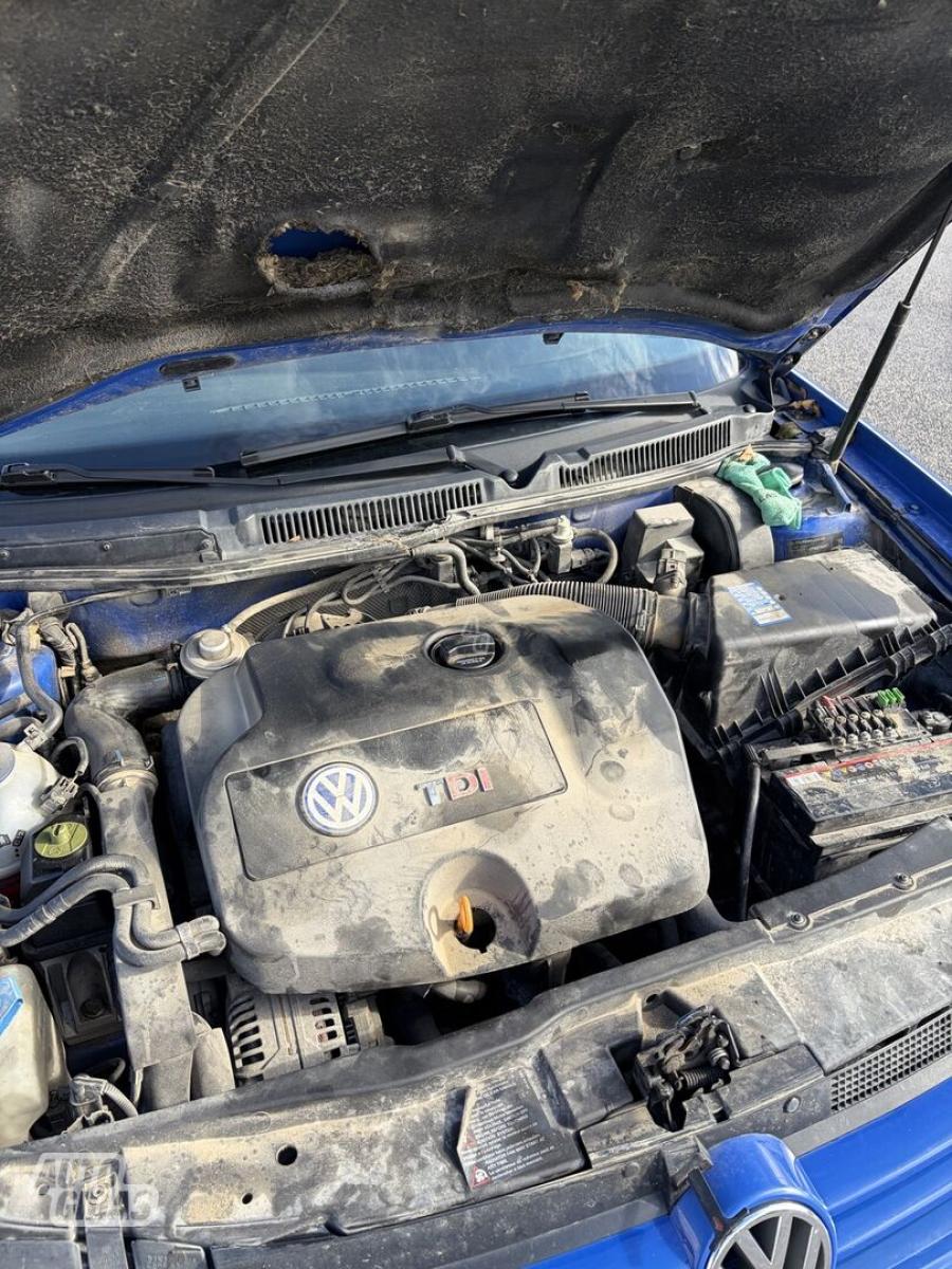 Zils Volkswagen Golf 1999 Viļņa, ar dzinēja tilpumu 1.90 L un nobraukumu 257 tūkst. km par 1100 €, foto 4 vietnē AUTOMOTO.COM.LV