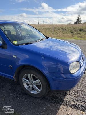 Zils Volkswagen Golf 1999 Viļņa, ar dzinēja tilpumu 1.90 L un nobraukumu 257 tūkst. km par 1100 €, foto 6 vietnē AUTOMOTO.COM.LV