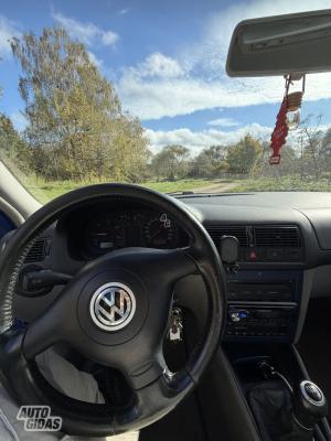 Zils Volkswagen Golf 1999 Viļņa, ar dzinēja tilpumu 1.90 L un nobraukumu 257 tūkst. km par 1100 €, foto 9 vietnē AUTOMOTO.COM.LV