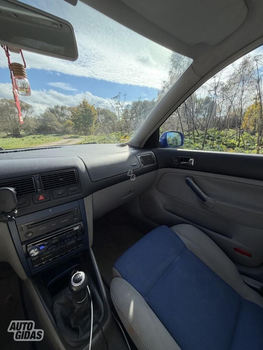 Zils Volkswagen Golf 1999 Viļņa, ar dzinēja tilpumu 1.90 L un nobraukumu 257 tūkst. km par 1100 €, foto 10 vietnē AUTOMOTO.COM.LV