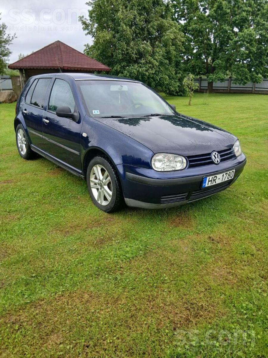 Blue Volkswagen Golf 2000 in Bauska, with an engine capacity of 1.90 L and mileage of 273 thousand km for 2650 €, photo 3 on AUTOMOTO.COM.LV