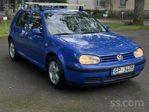 Blue Volkswagen Golf 2000 in Jelgava, with an engine capacity of 1.60 L and mileage of 295 thousand km for 1380 €, photo 2 on AUTOMOTO.COM.LV