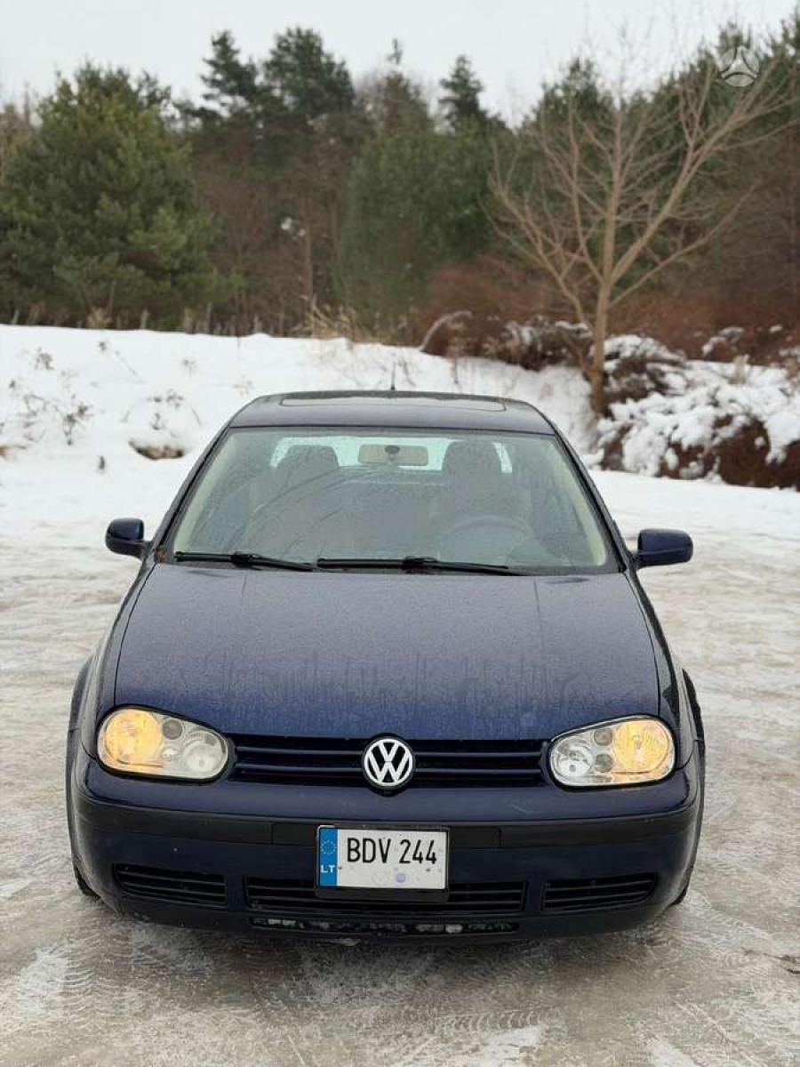 Blue Volkswagen Golf 2000 in Vilnius, with an engine capacity of 1.90 L and mileage of 290 thousand km for 1700 €, photo 6 on AUTOMOTO.COM.LV