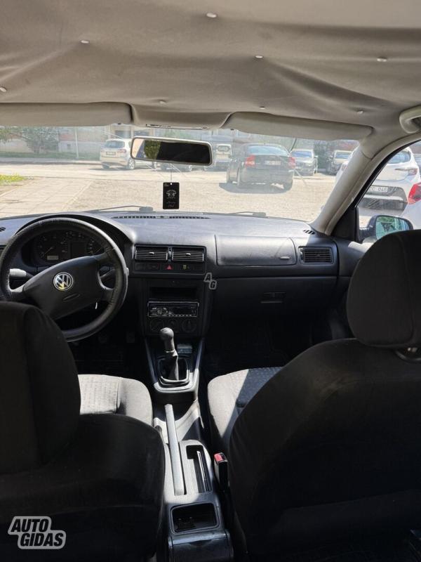 Zils Volkswagen Golf 2000 Klaipėda, ar dzinēja tilpumu 1.90 L un nobraukumu 242 tūkst. km par 1100 €, foto 10 vietnē AUTOMOTO.COM.LV