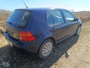 Blue Volkswagen Golf 2000 in Kaunas, with an engine capacity of 1.40 L and mileage of 157 thousand km for 1200 €, photo 5 on AUTOMOTO.COM.LV