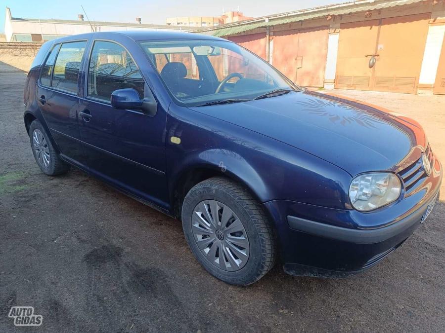 Blue Volkswagen Golf 2000 in Kaunas, with an engine capacity of 1.40 L and mileage of 157 thousand km for 1200 €, photo 7 on AUTOMOTO.COM.LV