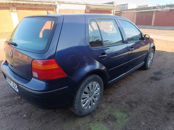 Blue Volkswagen Golf 2000 in Kaunas, with an engine capacity of 1.40 L and mileage of 157 thousand km for 1200 €, photo 7 on AUTOMOTO.COM.LV
