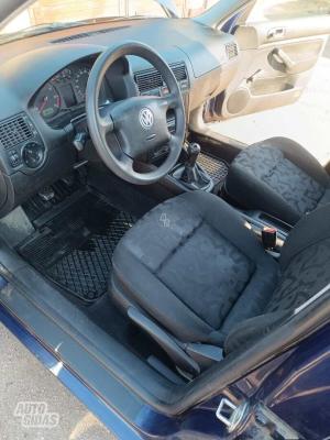 Blue Volkswagen Golf 2000 in Kaunas, with an engine capacity of 1.40 L and mileage of 157 thousand km for 1200 €, photo 13 on AUTOMOTO.COM.LV
