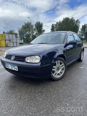 Blue Volkswagen Golf 2000 in Riga, with an engine capacity of 1.90 L and mileage of 333 thousand km for 1800 €, photo 4 on AUTOMOTO.COM.LV