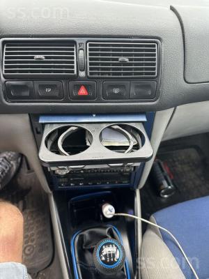 Blue Volkswagen Golf 2000 in Riga, with an engine capacity of 1.90 L and mileage of 333 thousand km for 1800 €, photo 10 on AUTOMOTO.COM.LV