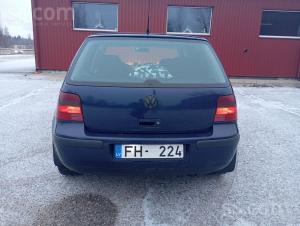 Zils Volkswagen Golf 2000 Cēsis, ar dzinēja tilpumu 1.90 L un nobraukumu 315 tūkst. km par 1850 €, foto 8 vietnē AUTOMOTO.COM.LV