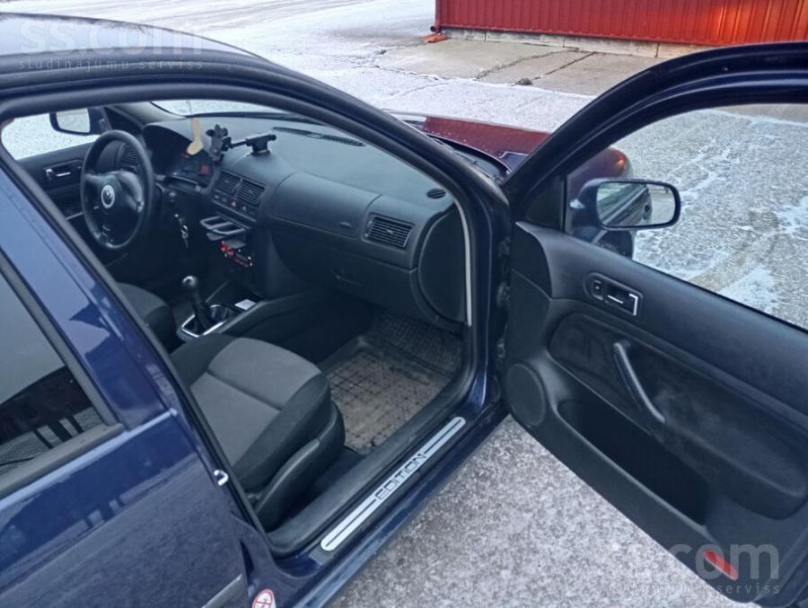 Zils Volkswagen Golf 2000 Cēsis, ar dzinēja tilpumu 1.90 L un nobraukumu 315 tūkst. km par 1850 €, foto 14 vietnē AUTOMOTO.COM.LV