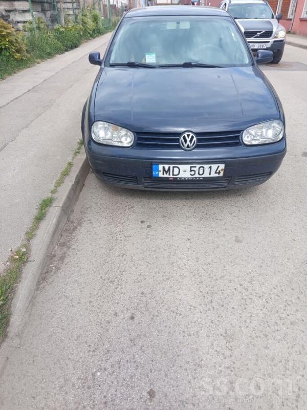 Blue Volkswagen Golf 2000 in Riga, with an engine capacity of 1.90 L and mileage of 303 thousand km for 1100 €, photo 1 on AUTOMOTO.COM.LV