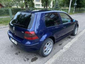 Zils Volkswagen Golf 2000 Daugavpils, ar dzinēja tilpumu 1.90 L un nobraukumu 422 tūkst. km par 1100 €, foto 5 vietnē AUTOMOTO.COM.LV