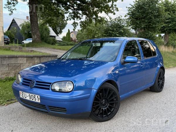 Blue Volkswagen Golf 2000 in Valmiera, with an engine capacity of 1.90 L and mileage of 284 thousand km for 1700 €, photo 1 on AUTOMOTO.COM.LV