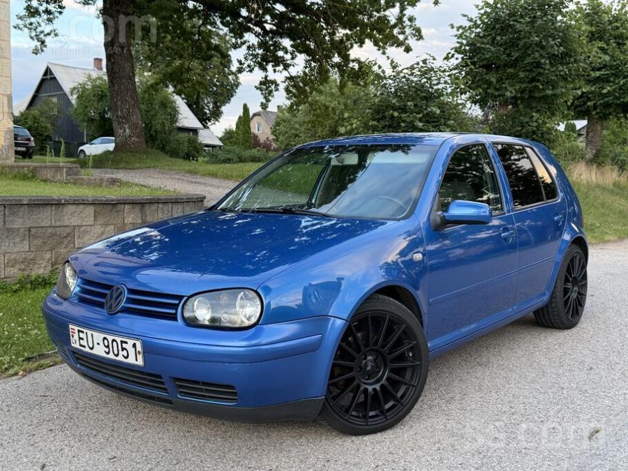 Blue Volkswagen Golf 2000 in Valmiera, with an engine capacity of 1.90 L and mileage of 284 thousand km for 1700 €, photo 1 on AUTOMOTO.COM.LV