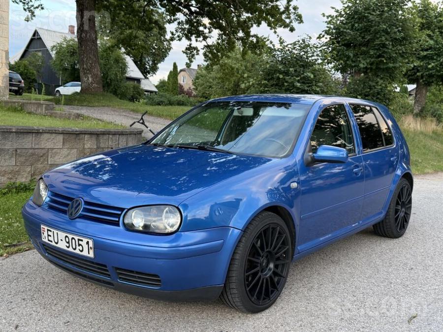 Blue Volkswagen Golf 2000 in Valmiera, with an engine capacity of 1.90 L and mileage of 284 thousand km for 1700 €, photo 10 on AUTOMOTO.COM.LV