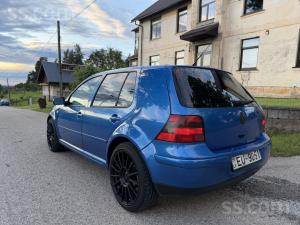 Blue Volkswagen Golf 2000 in Valmiera, with an engine capacity of 1.90 L and mileage of 284 thousand km for 1700 €, photo 12 on AUTOMOTO.COM.LV