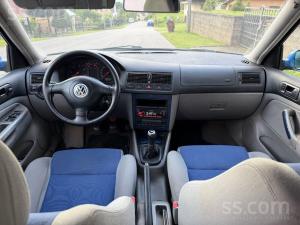 Blue Volkswagen Golf 2000 in Valmiera, with an engine capacity of 1.90 L and mileage of 284 thousand km for 1700 €, photo 17 on AUTOMOTO.COM.LV
