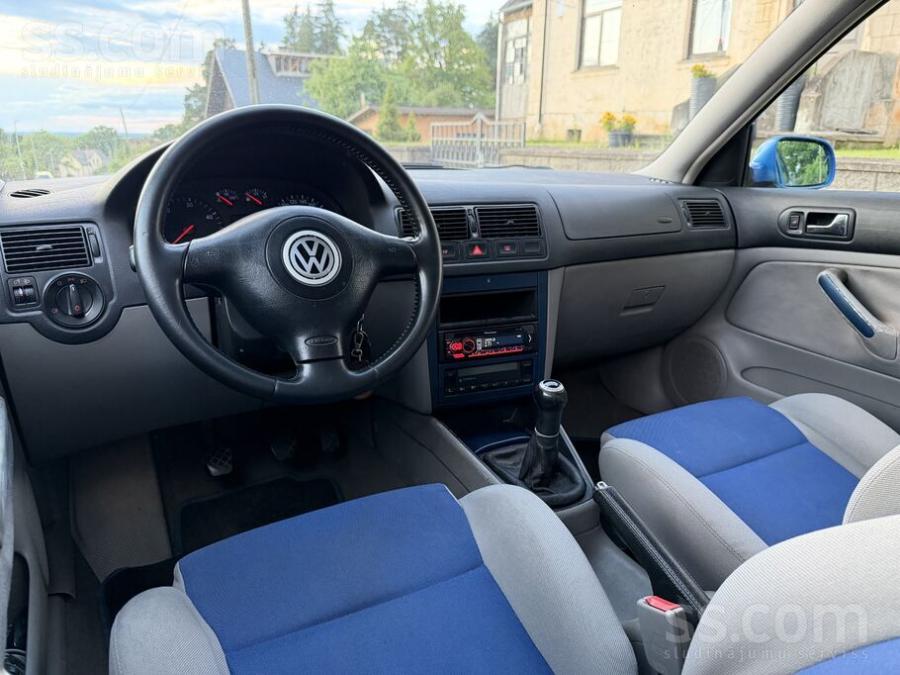 Blue Volkswagen Golf 2000 in Valmiera, with an engine capacity of 1.90 L and mileage of 284 thousand km for 1700 €, photo 19 on AUTOMOTO.COM.LV