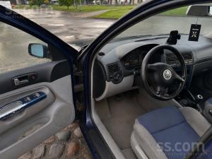 Blue Volkswagen Golf 2000 in Riga, with an engine capacity of 1.90 L and mileage of 330 thousand km for 1100 €, photo 9 on AUTOMOTO.COM.LV