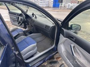 Blue Volkswagen Golf 2000 in Riga, with an engine capacity of 1.90 L and mileage of 330 thousand km for 1100 €, photo 10 on AUTOMOTO.COM.LV