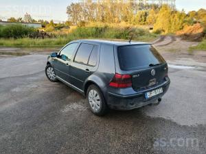Blue Volkswagen Golf 2000 in Daugavpils, with an engine capacity of 1.90 L and mileage of 413 thousand km for 950 €, photo  on AUTOMOTO.COM.LV
