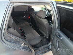 Blue Volkswagen Golf 2000 in Daugavpils, with an engine capacity of 1.90 L and mileage of 413 thousand km for 950 €, photo 8 on AUTOMOTO.COM.LV