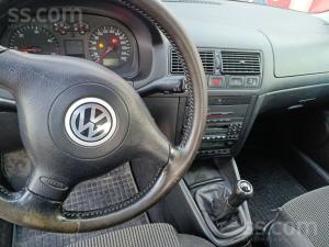 Blue Volkswagen Golf 2000 in Daugavpils, with an engine capacity of 1.90 L and mileage of 413 thousand km for 950 €, photo 12 on AUTOMOTO.COM.LV