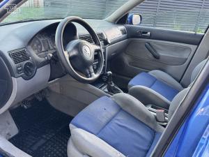 Zils Volkswagen Golf 2000 Panevēža, ar dzinēja tilpumu 1.90 L un nobraukumu 290 tūkst. km par 660 €, foto 12 vietnē AUTOMOTO.COM.LV