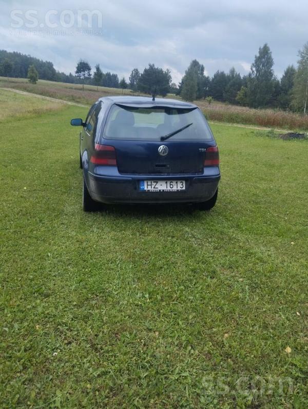 Blue Volkswagen Golf 2000 in Ludza, with an engine capacity of 1.90 L and mileage of 260 thousand km for 1350 €, photo 3 on AUTOMOTO.COM.LV