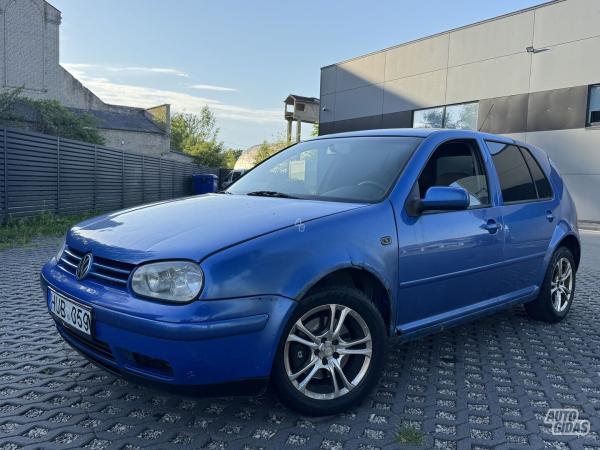 Blue Volkswagen Golf 2000 in Panevezys, with an engine capacity of 1.90 L and mileage of 254 thousand km for 650 €, photo 1 on AUTOMOTO.COM.LV