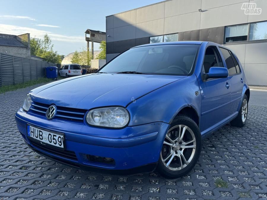 Blue Volkswagen Golf 2000 in Panevezys, with an engine capacity of 1.90 L and mileage of 254 thousand km for 650 €, photo 3 on AUTOMOTO.COM.LV
