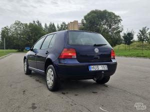 Zils Volkswagen Golf 2000 Panevēža, ar dzinēja tilpumu 1.90 L un nobraukumu 292 tūkst. km par 520 €, foto 3 vietnē AUTOMOTO.COM.LV