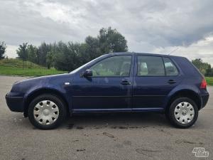 Zils Volkswagen Golf 2000 Panevēža, ar dzinēja tilpumu 1.90 L un nobraukumu 292 tūkst. km par 520 €, foto 5 vietnē AUTOMOTO.COM.LV