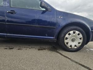 Zils Volkswagen Golf 2000 Panevēža, ar dzinēja tilpumu 1.90 L un nobraukumu 292 tūkst. km par 520 €, foto 7 vietnē AUTOMOTO.COM.LV
