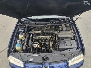 Zils Volkswagen Golf 2000 Panevēža, ar dzinēja tilpumu 1.90 L un nobraukumu 292 tūkst. km par 520 €, foto 9 vietnē AUTOMOTO.COM.LV