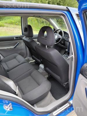 Zils Volkswagen Golf 2000 Rīga, ar dzinēja tilpumu 1.60 L un nobraukumu 279 tūkst. km par 1100 €, foto 9 vietnē AUTOMOTO.COM.LV