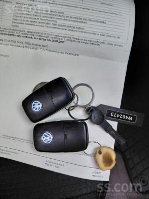 Zils Volkswagen Golf 2000 Rīga, ar dzinēja tilpumu 1.60 L un nobraukumu 279 tūkst. km par 1100 €, foto 11 vietnē AUTOMOTO.COM.LV