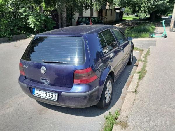 Blue Volkswagen Golf 2001 in Riga, with an engine capacity of 1.40 L and mileage of 338 thousand km for 2150 €, photo 1 on AUTOMOTO.COM.LV
