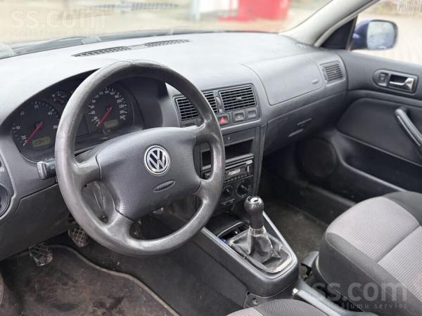 Blue Volkswagen Golf 2001 in Riga, with an engine capacity of 1.90 L and mileage of 0 thousand km for 1550 €, photo 9 on AUTOMOTO.COM.LV
