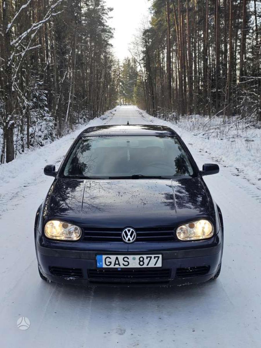 Zils Volkswagen Golf 2001 Anykščiai, ar dzinēja tilpumu 1.90 L un nobraukumu 309 tūkst. km par 1000 €, foto 1 vietnē AUTOMOTO.COM.LV