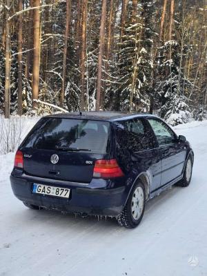 Zils Volkswagen Golf 2001 Anykščiai, ar dzinēja tilpumu 1.90 L un nobraukumu 309 tūkst. km par 1000 €, foto 4 vietnē AUTOMOTO.COM.LV