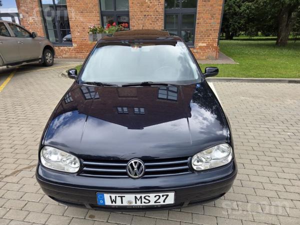 Zils Volkswagen Golf 2001 Bauska, ar dzinēja tilpumu 1.90 L un nobraukumu 326 tūkst. km par 2480 €, foto 3 vietnē AUTOMOTO.COM.LV